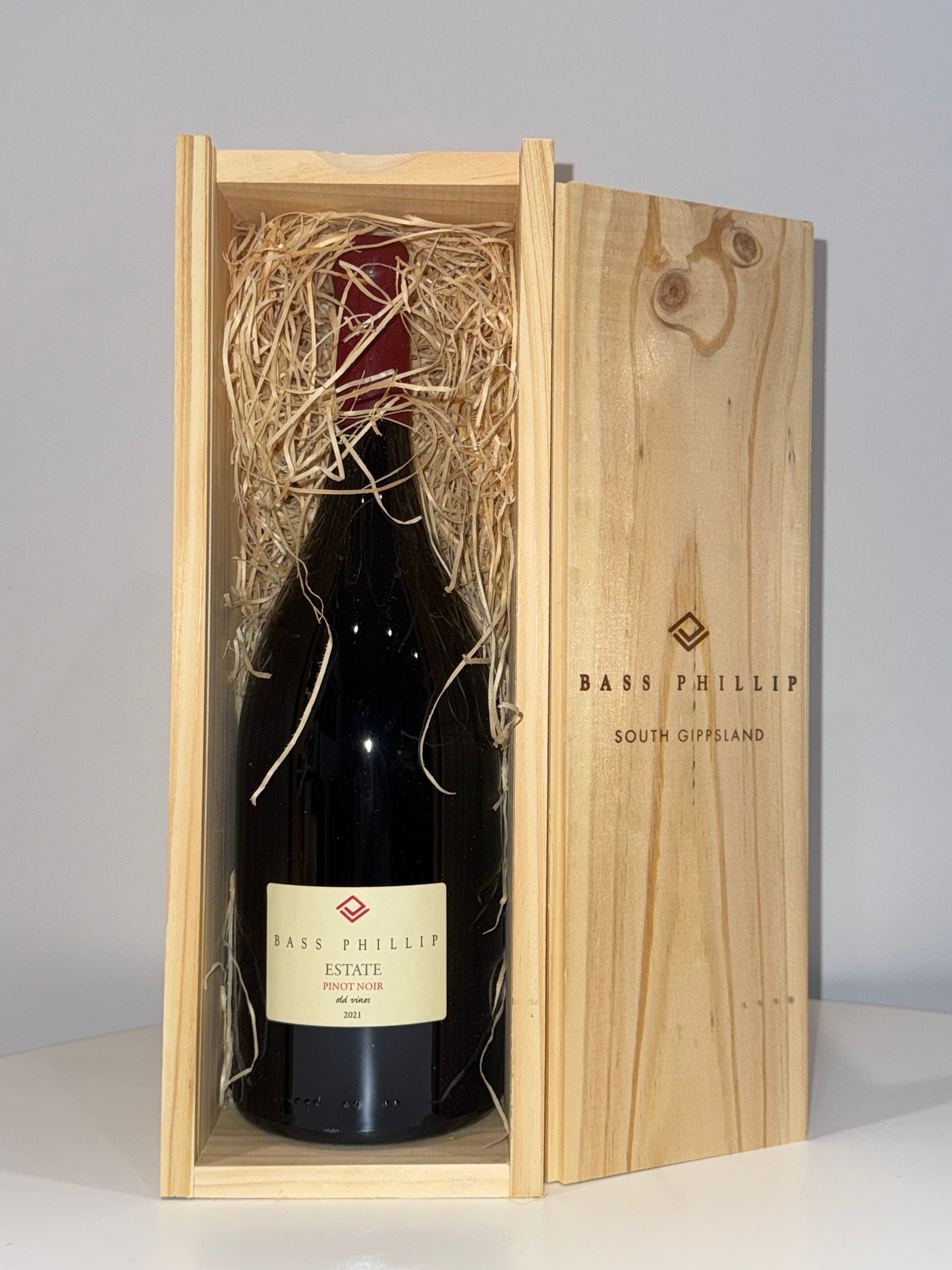 2021 Bass Phillip Estate Pinot Noir 1.5L Magnum Wooden Box – JC FINE WINES